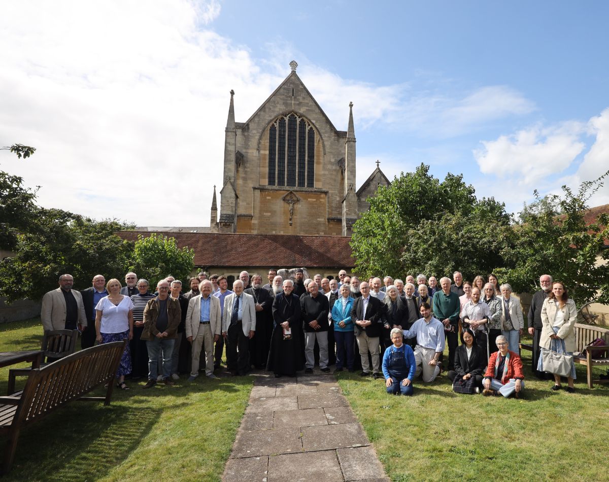 Christians from Eastern and Western traditions meet together for ...